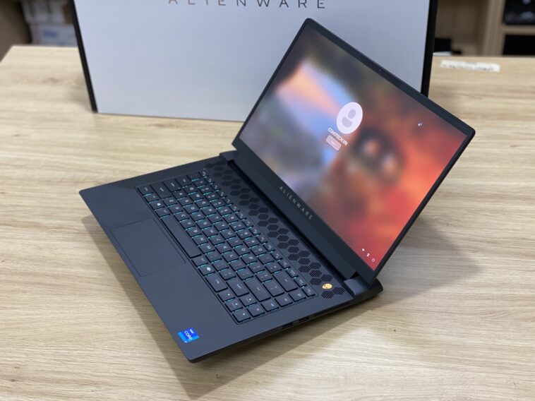 Laptop Alienware 15 R2 ⋆ COHOTECH.VN