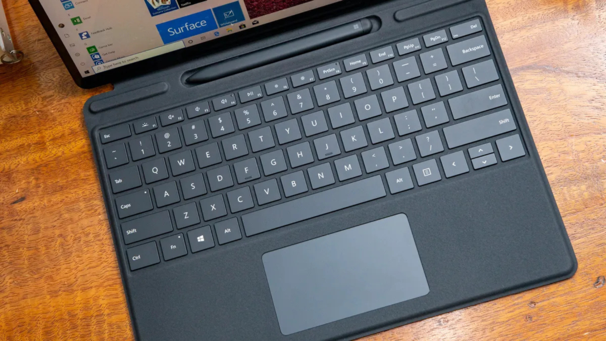 Trải nghiệm Microsoft Surface Pro X: hiệu năng, thiết kế và những điều ...