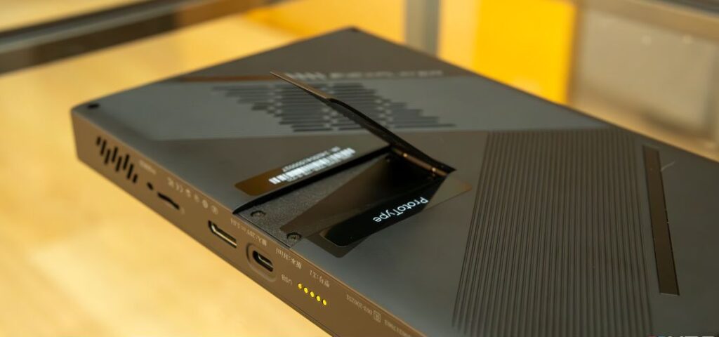 Đánh giá One Xplayer X1 Mini: trải nghiệm chơi game cầm tay đỉnh cao ...